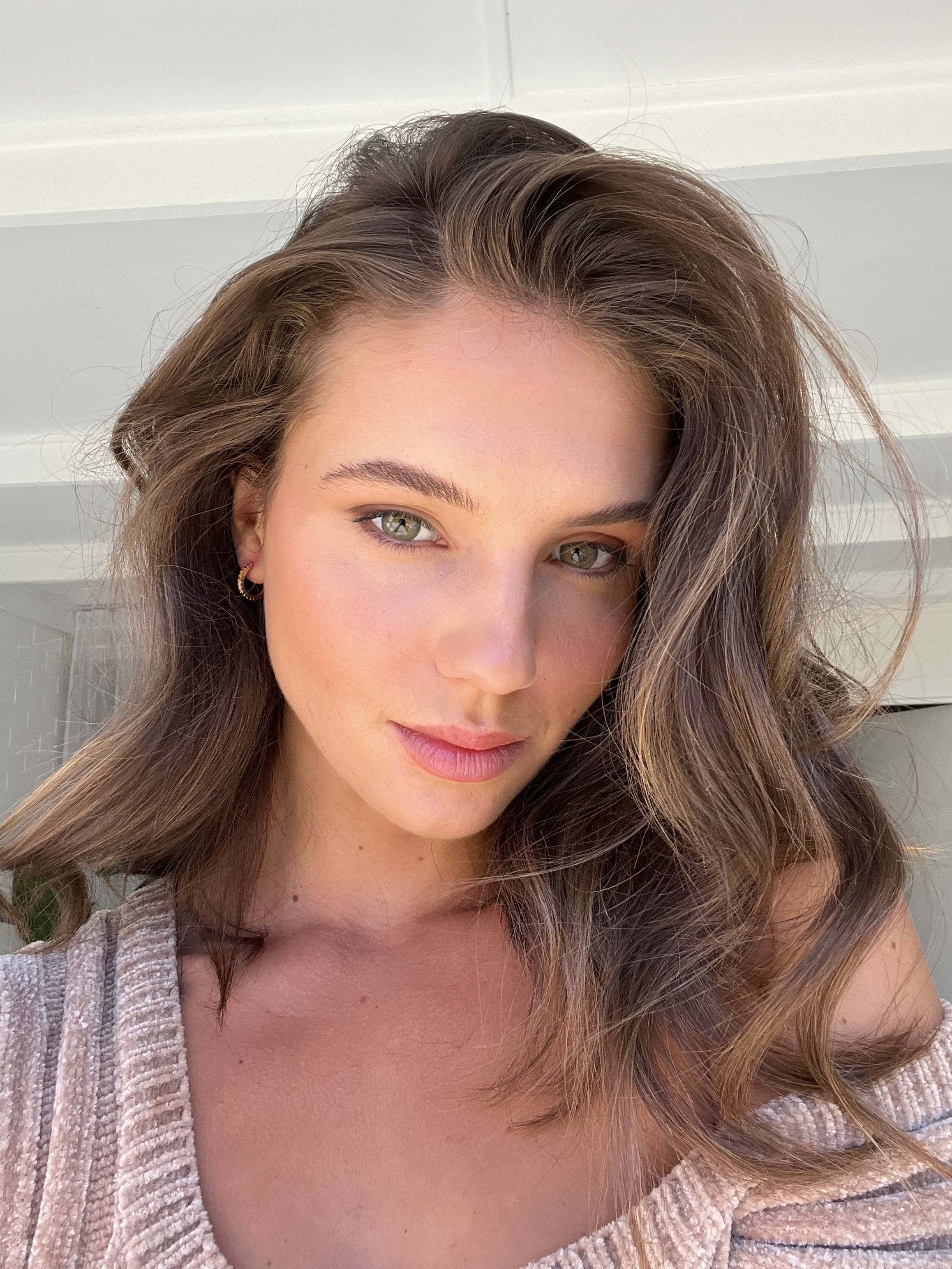 Color Contacts: 5 Things to Know | Blog - Dimple Color