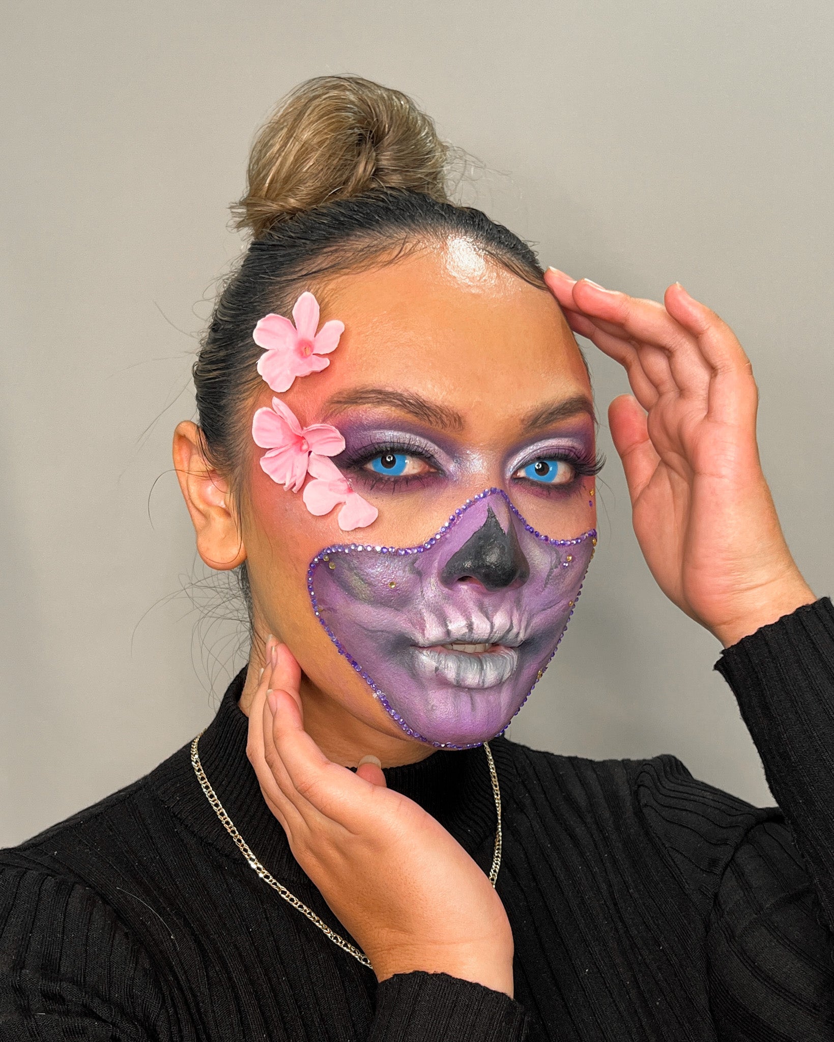 Blue Contacts - Costume Ideas | Blog - Dimple Color